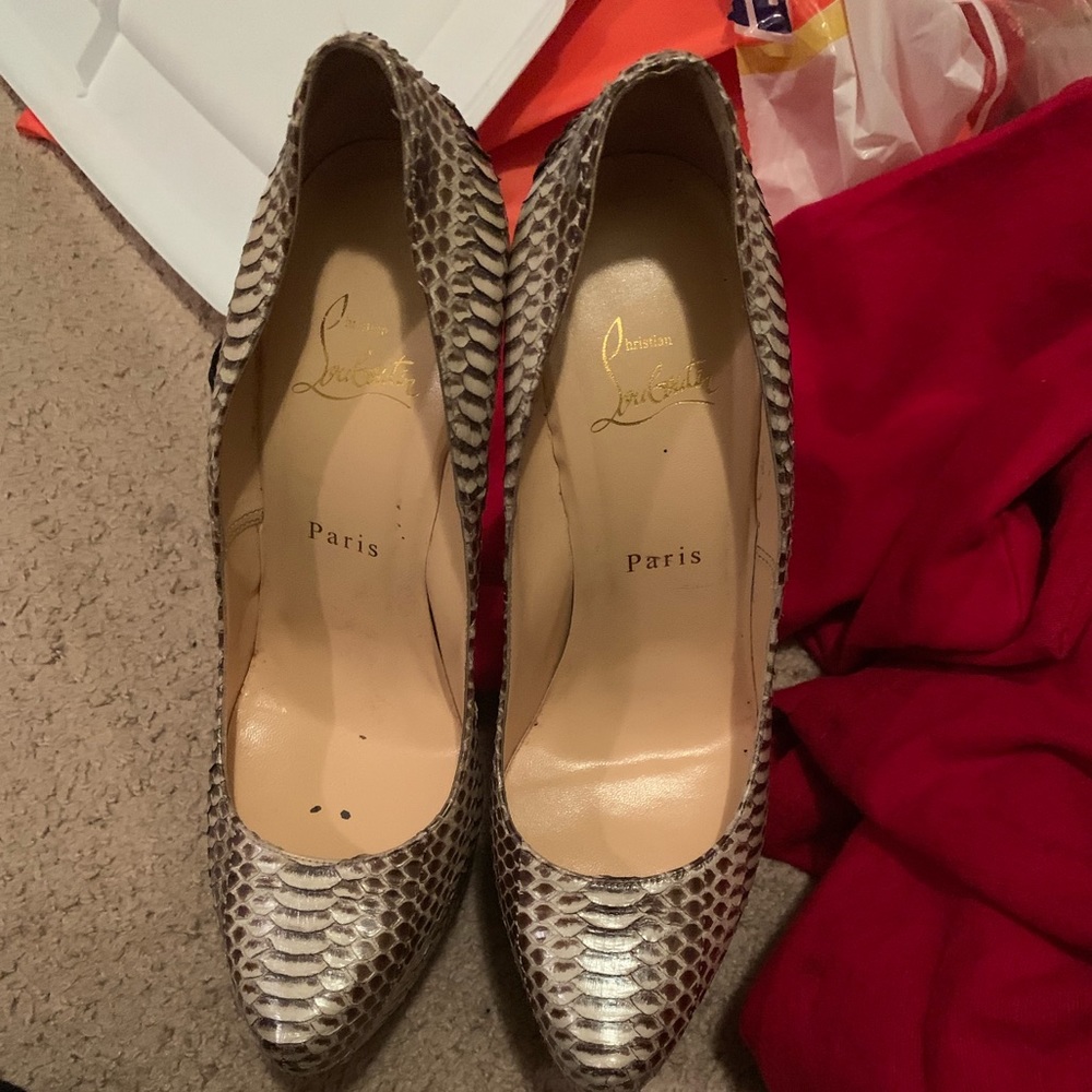 Christian Louboutin Platform Pump - Gem